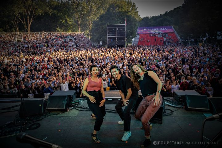 Je reste à votre disposition pour faire le point sur vos projets de ...